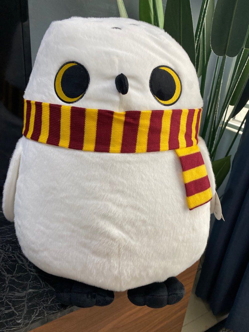 Miniso x harry potter hedwig large ready stock, Hobbies & Toys ...