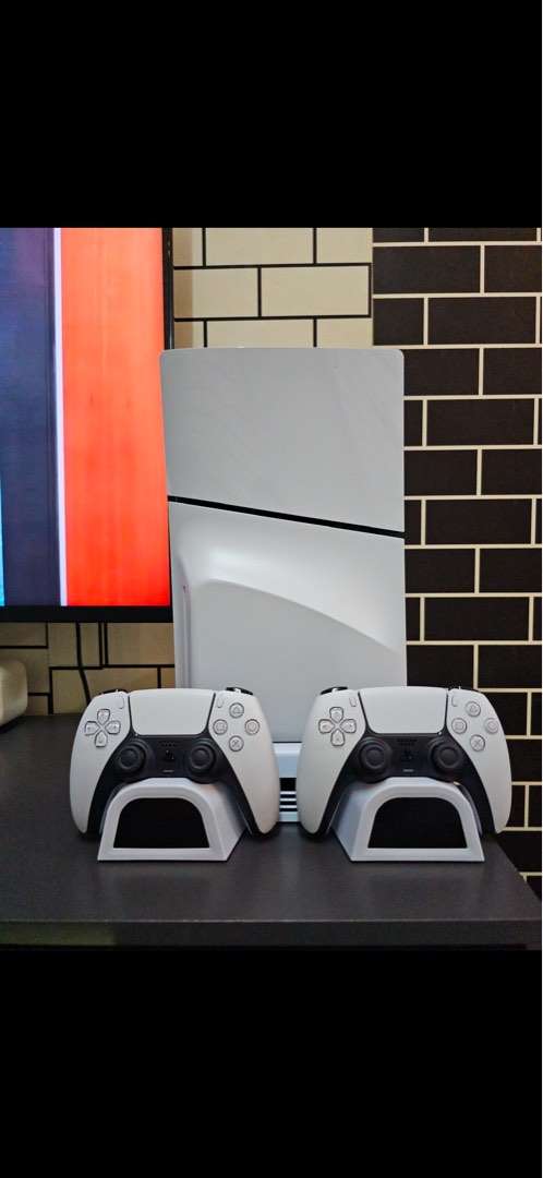 Ps5 slim disc 2 dualsense controller, Video Gaming, Video Game Consoles ...