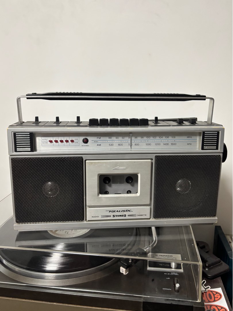 Realistic Radio Cassette Boombox Vintage Player, Audio, Portable Music ...