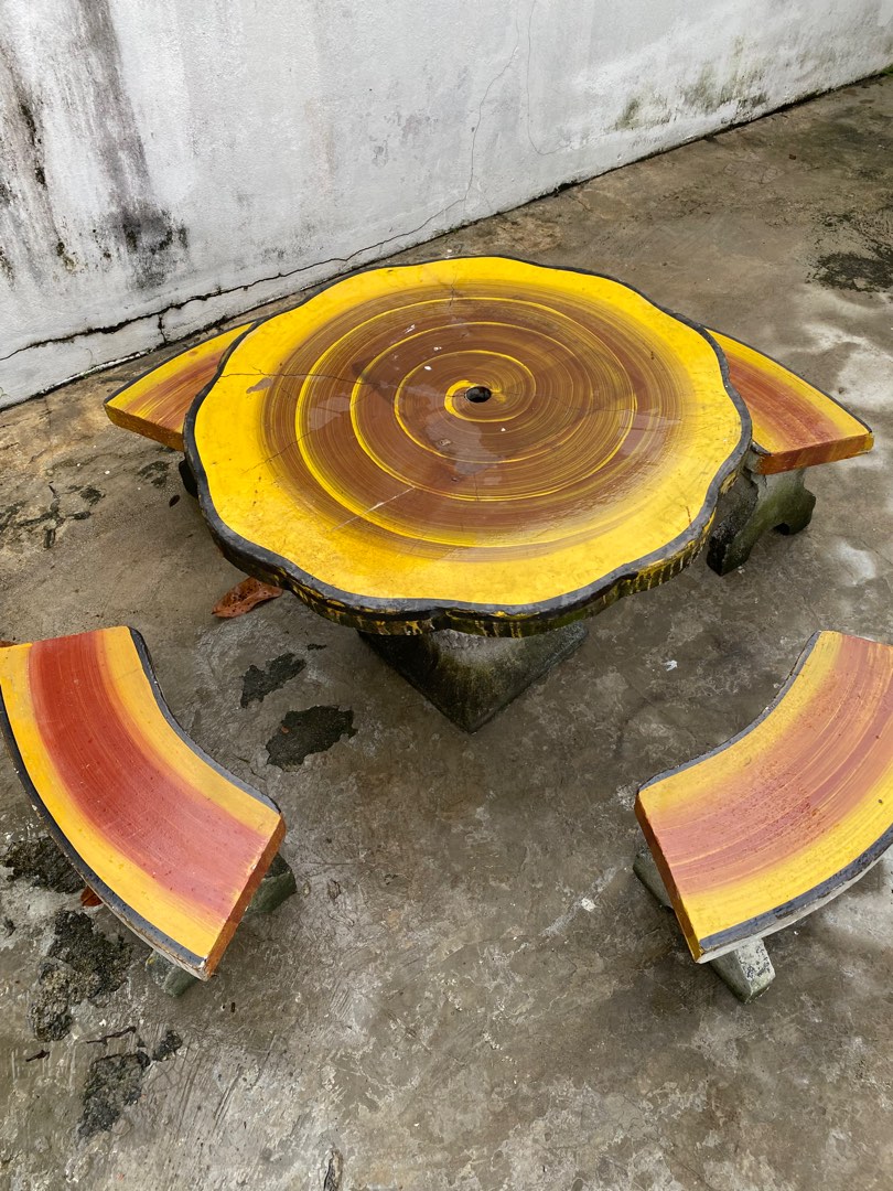 Set kerusi meja simen, Furniture & Home Living, Outdoor Furniture on ...