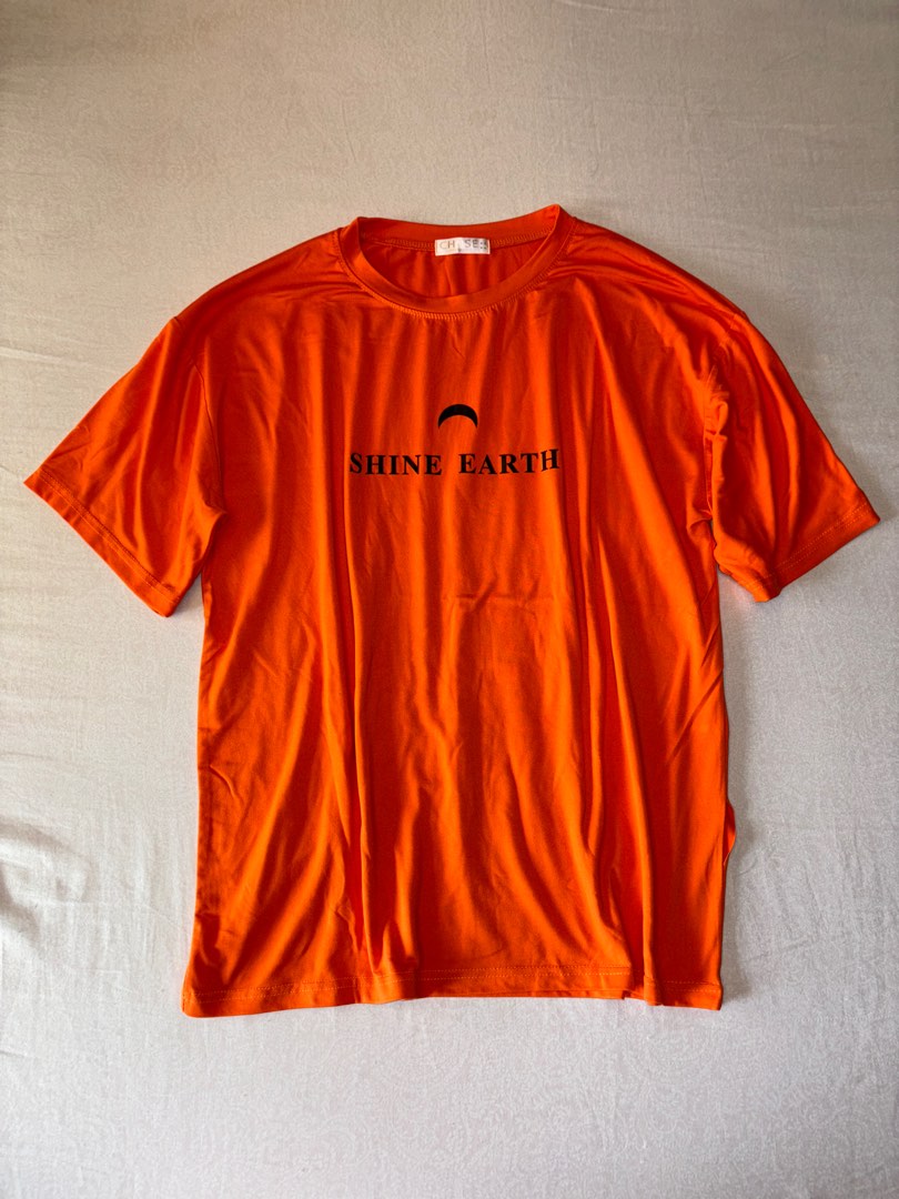 "Shine Earth" Oversized T-Shirt, Men's Fashion, Tops & Sets, Tshirts ...