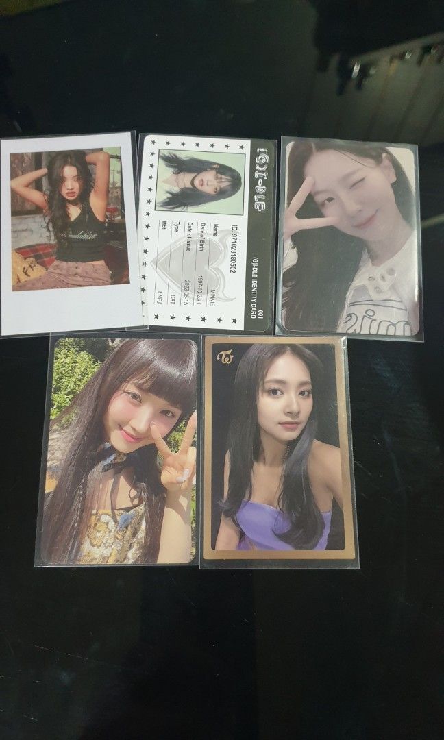 TWICE GIDLE NMIXX PHOTOCARD, Hobbies & Toys, Collectibles & Memorabilia, K-Wave on Carousell
