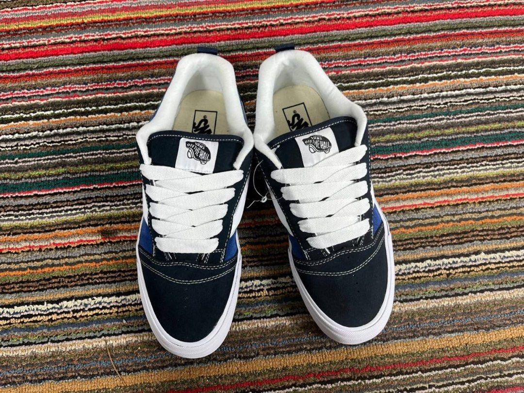 VANS KNU SKOOL VR3 RISK NAVY WHITE, Fesyen Pria, Sepatu , Lainnya di ...