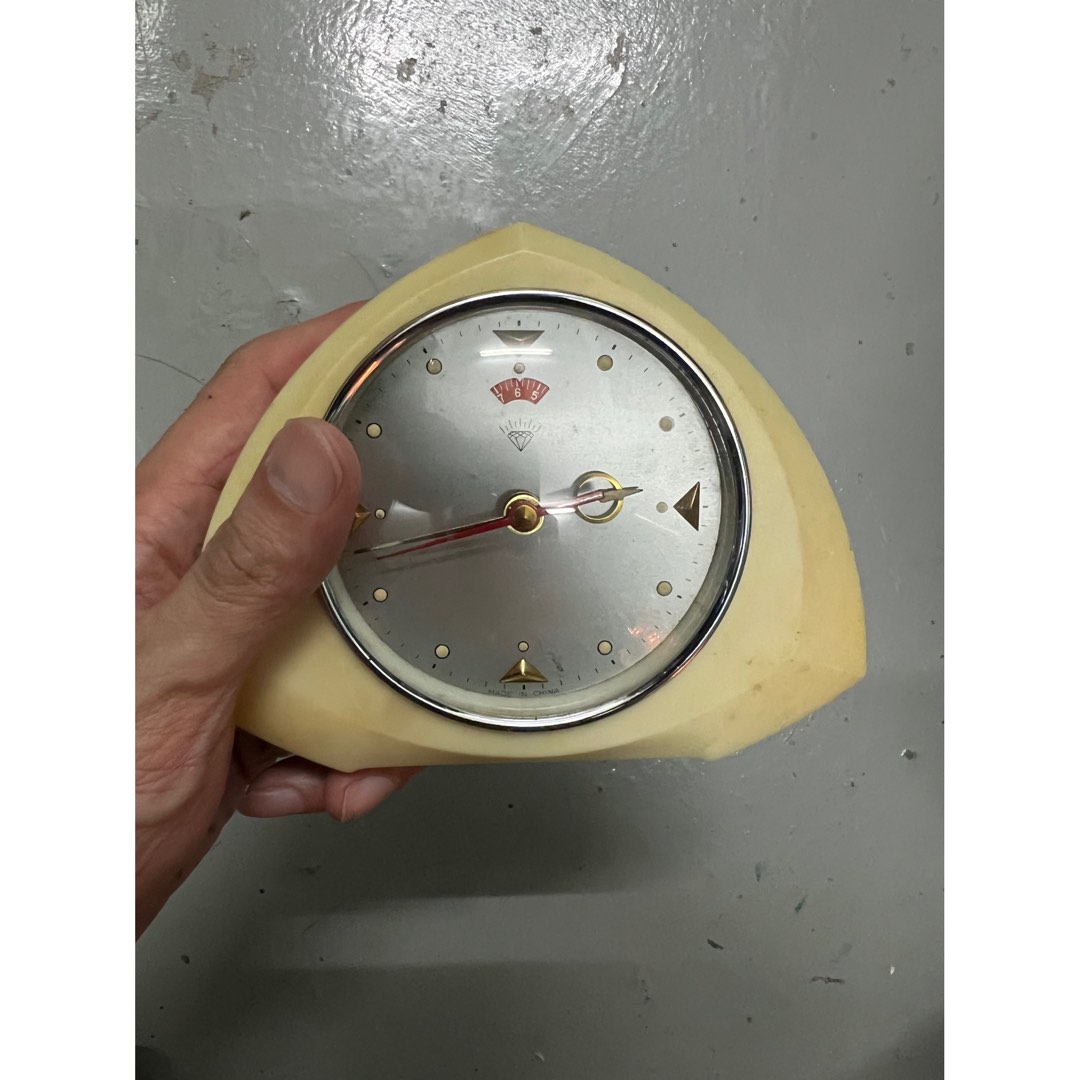 Vintage Hand Winding Table Clock (working), Hobbies & Toys ...