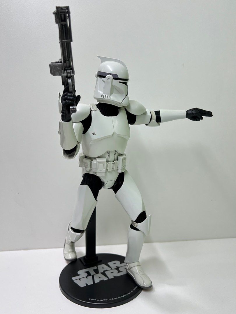 1/6 Scale Clone Trooper Deluxe (Shiny) - Sideshow Collectibles, Hobbies ...
