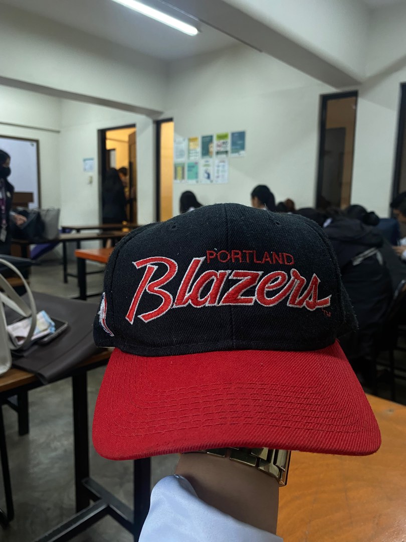 DLINE BLAZER, Men's Fashion, Watches & Accessories, Caps & Hats on ...