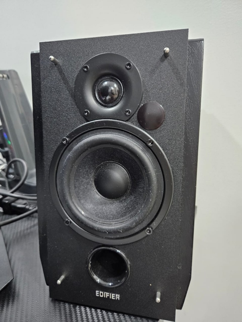 Edifier R1700BT, Audio, Soundbars, Speakers & Amplifiers on Carousell