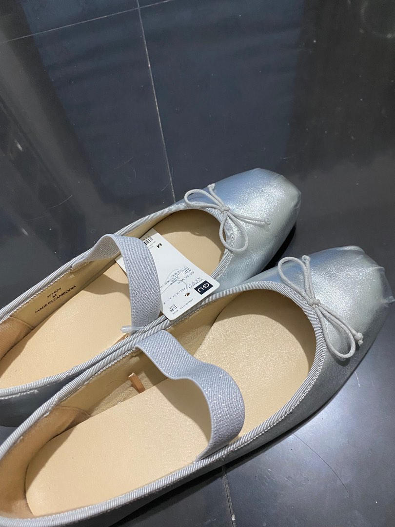 GU Ballet Flats in Silver, Women's Fashion, Footwear, Flats & Sandals ...
