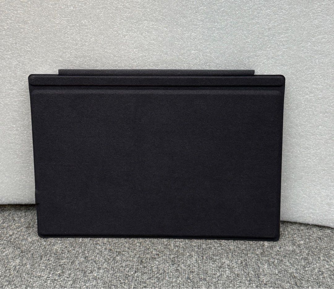 新淨，Microsoft Surface Pro 6，Intel Core i7-8650U CPU，16G Ram，500G SSD，12. ...