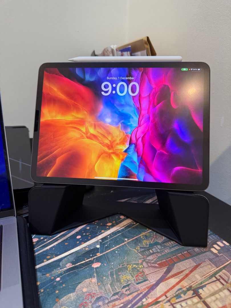 MOFT Snap Float Folio Case (iPad Pro 11 inch 2nd gen-4th gen), Mobile Phones & Gadgets, Mobile ...