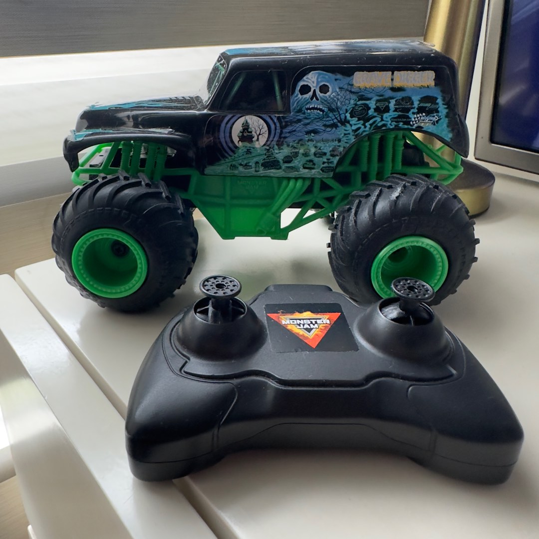 Monster Jam Remote Control Monster Truck, Hobbies & Toys, Toys & Games ...