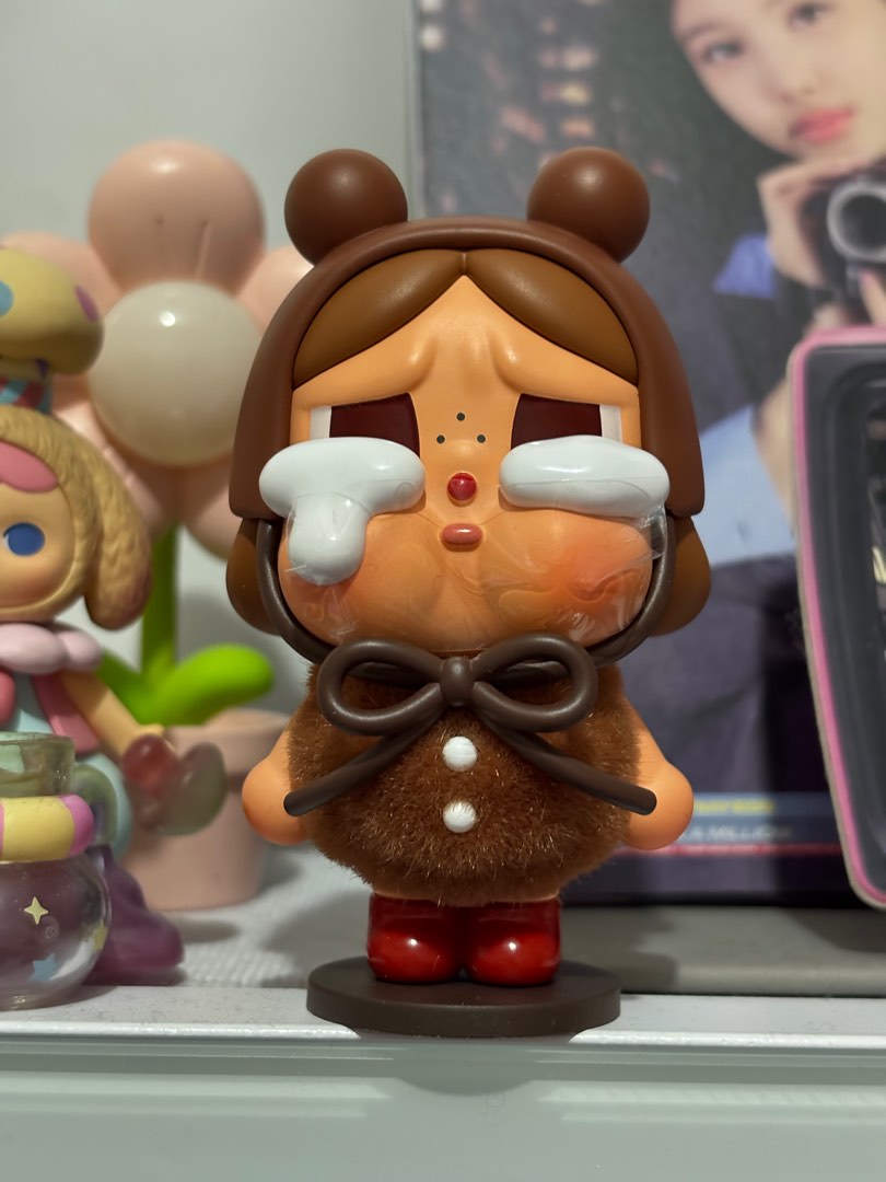 Pop mart Crybaby Crying Again- Love Makes Us Cry, Hobbies & Toys, Toys ...