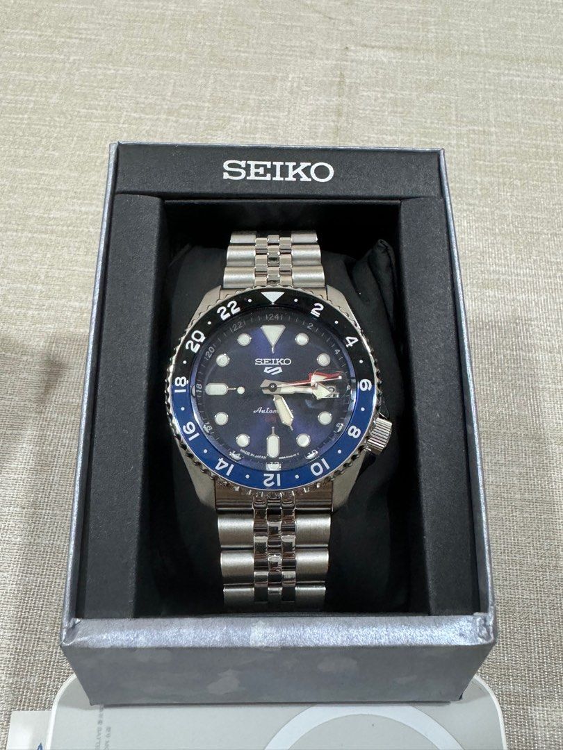Seiko 5 GMT SKX Blue SBSC003, Luxury, Watches on Carousell
