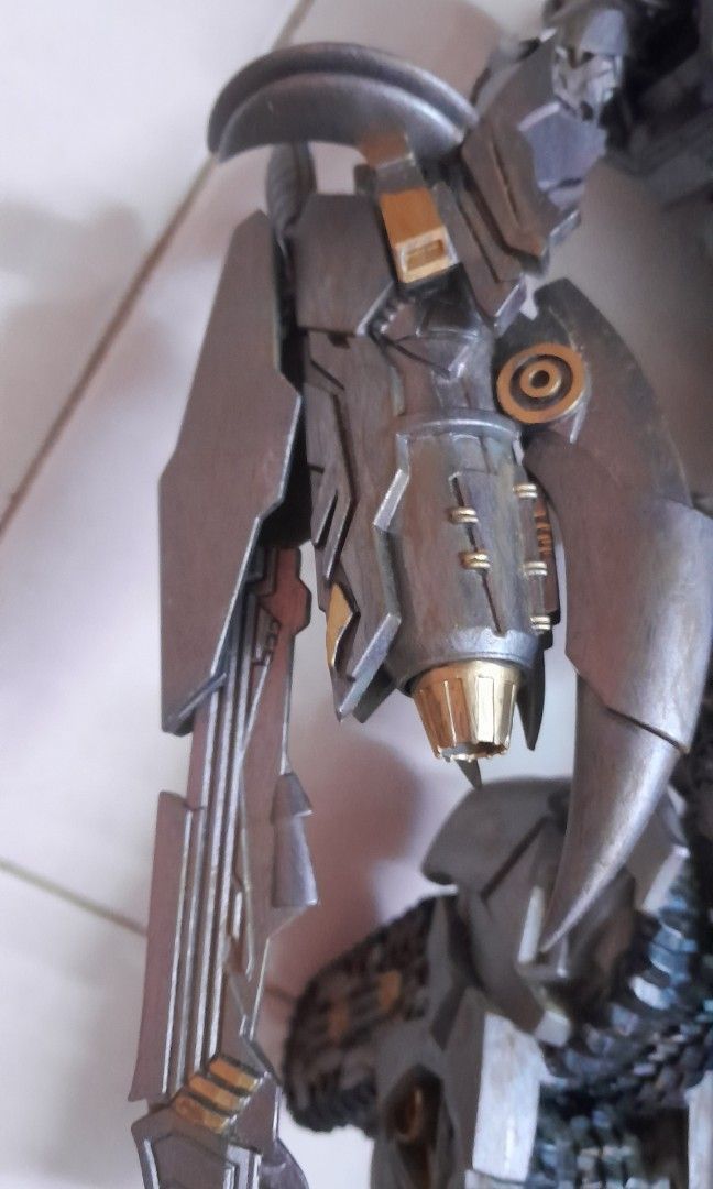 Transformers leader class megatron custom repaint aoe tlk dotm optimus ...