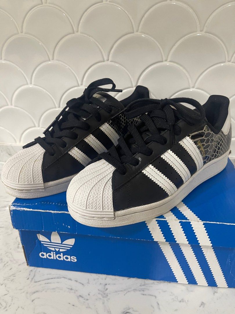 💯 Authentic Adidas Superstar, Women's Fashion, Footwear, Sneakers on ...