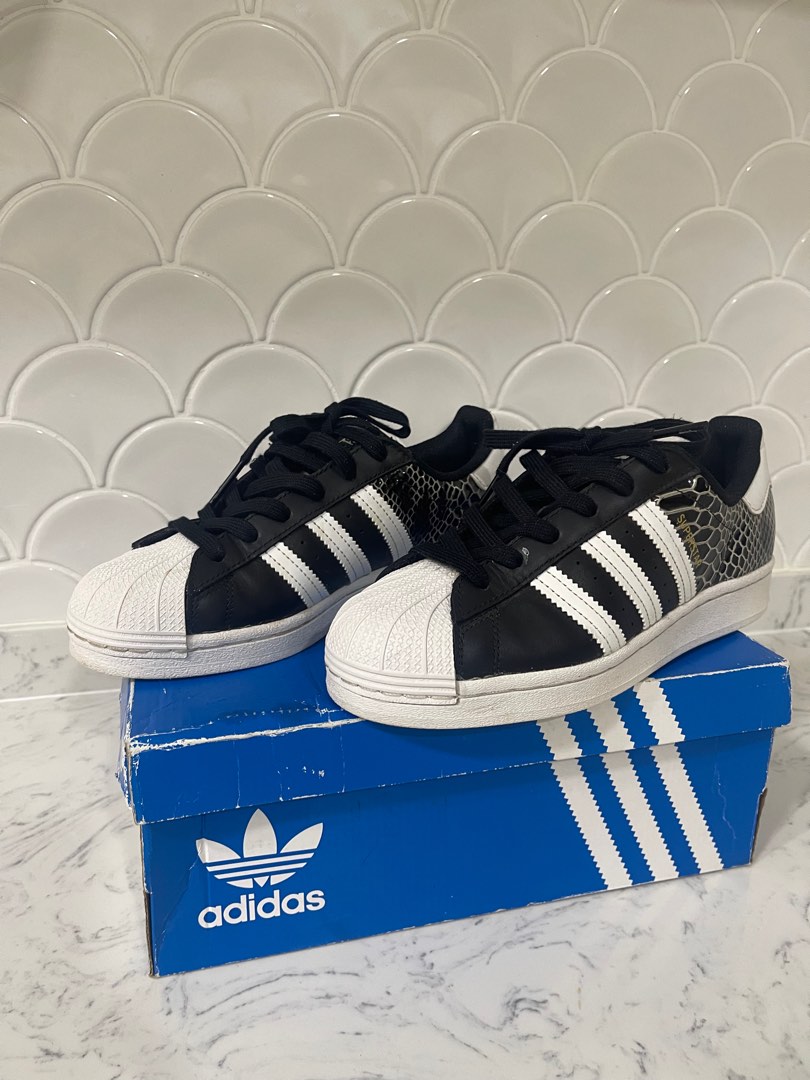 💯 Authentic Adidas Superstar, Women's Fashion, Footwear, Sneakers on ...