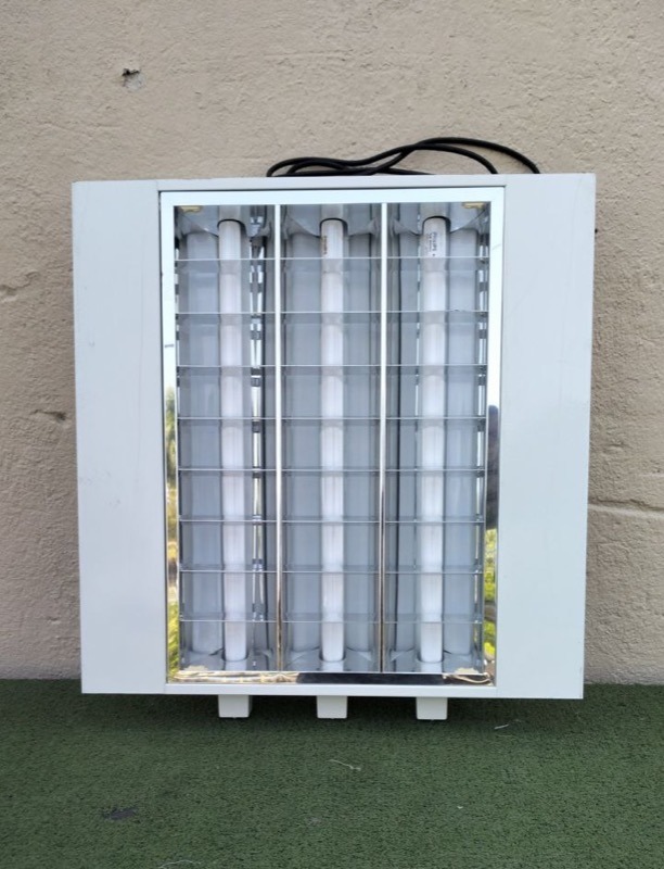B351 Ceiling Light Box 2'X2' Light Reflector Casing 3 Philips 18W/840 ...