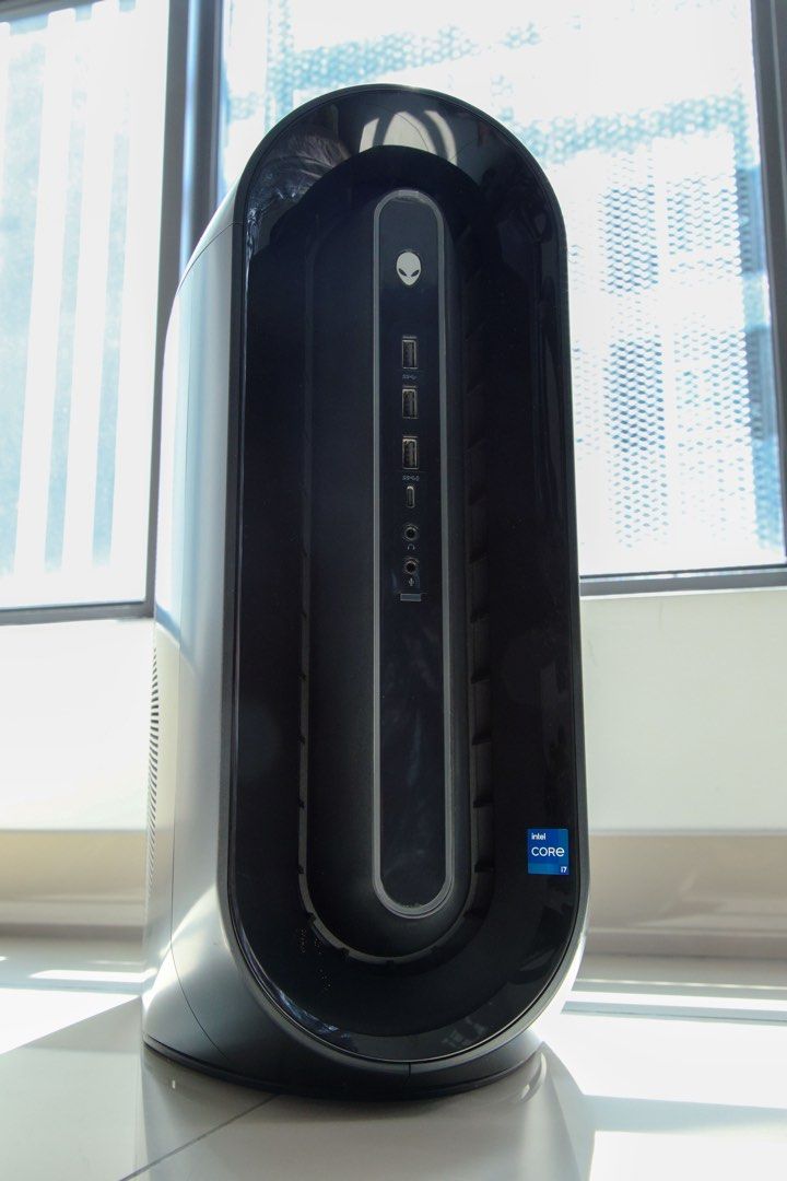 Gaming PC Dell Alienware Aurora R12 with Dell monitor , Computers ...