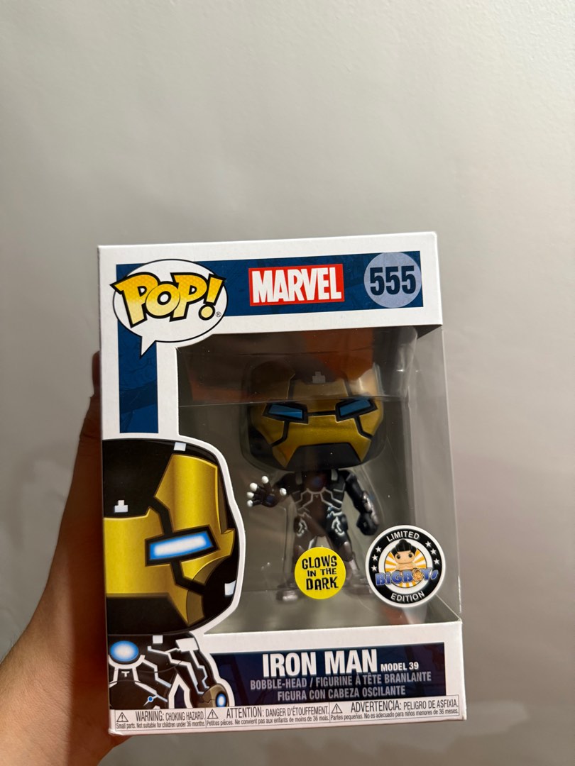 FUNKO POP MARVEL 555 | IRON MAN Model 39, Hobbies & Toys, Toys & Games ...