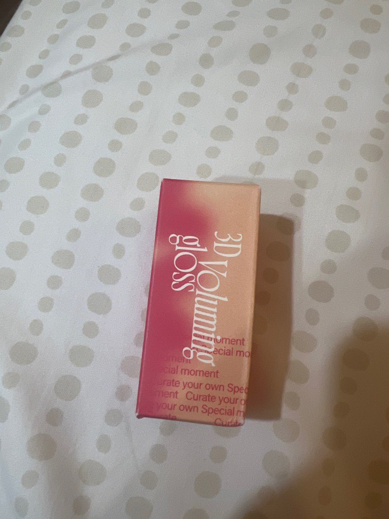FWEE Voluming Gloss - B04 Aengdu 70%, Kesehatan & Kecantikan, Rias ...