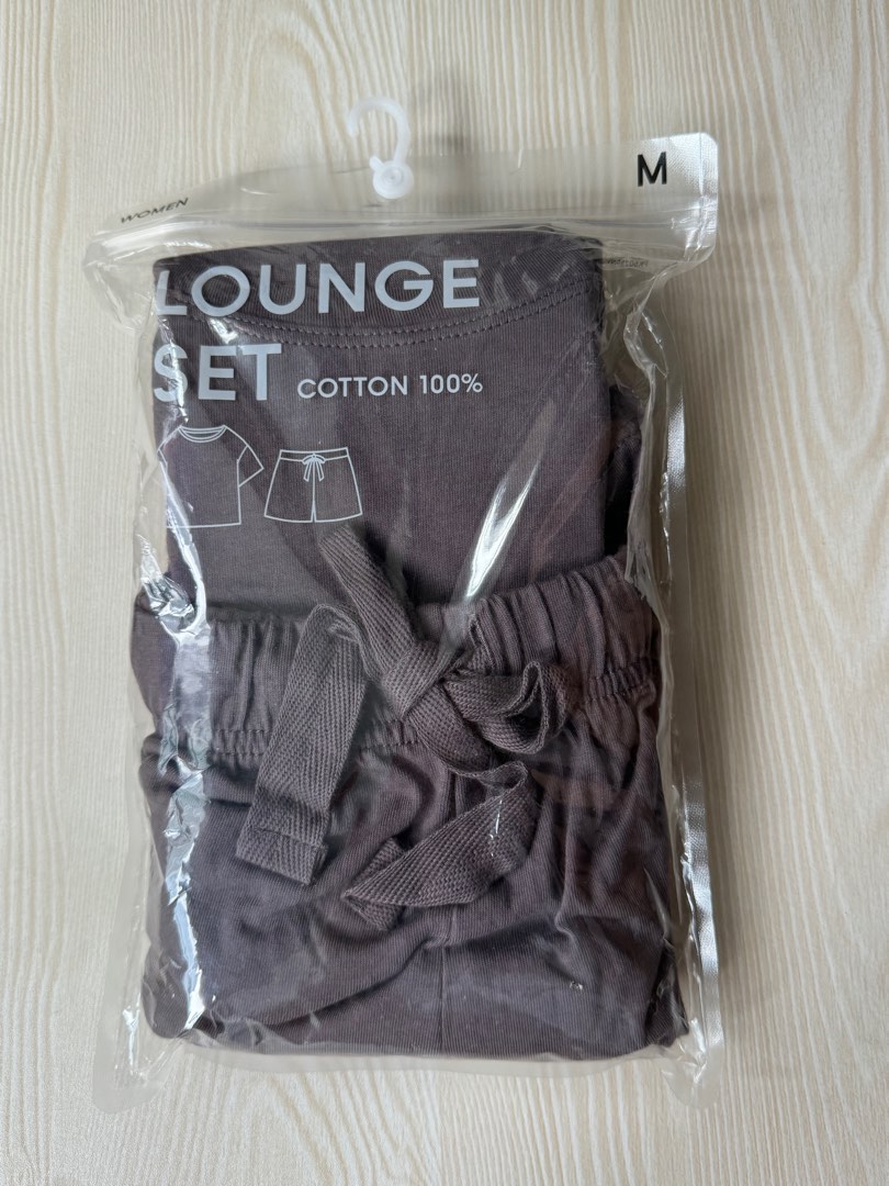 GU Women Lounge Set1, Women's Fashion, Undergarments & Loungewear on ...