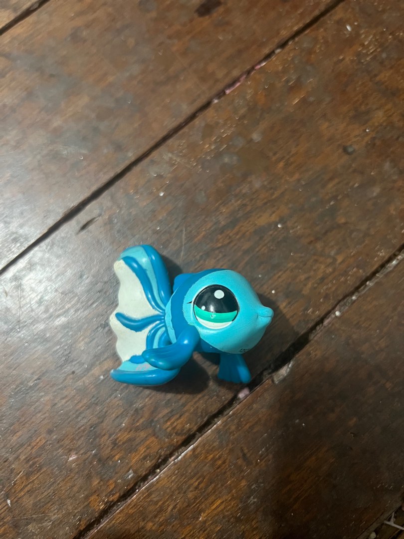 Littlest pet shop betta fish from Blythe set, Hobbies & Toys, Toys ...