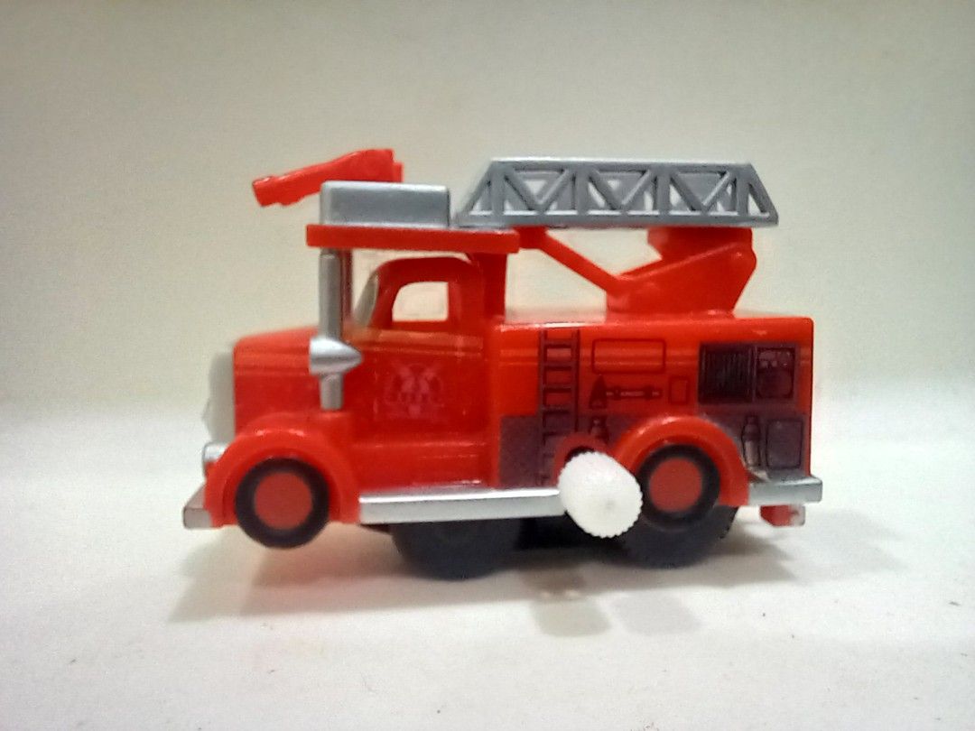 Thomas & Friends Plarail Capsule Wind-Up Flynn Fire Engine Truck ...