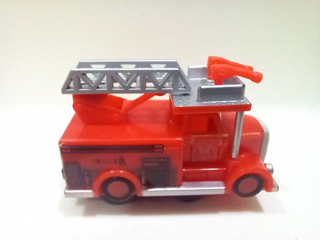 Thomas & Friends Plarail Capsule Wind-Up Flynn Fire Engine Truck ...