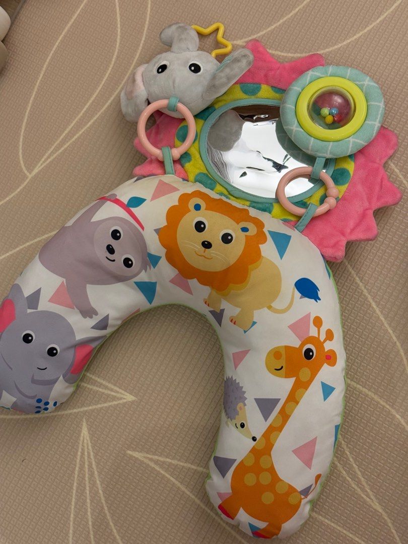 Tummy time pillow (Top Tots), Babies & Kids, Infant Playtime on Carousell