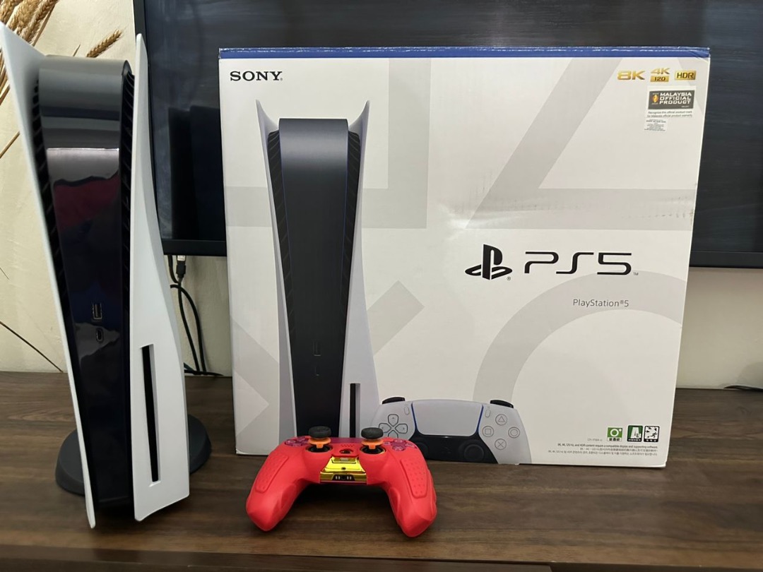 (USED LIKE NEW. FREE DELIVERY) PS5 Disc Version, PlayStation 5, Sony ...