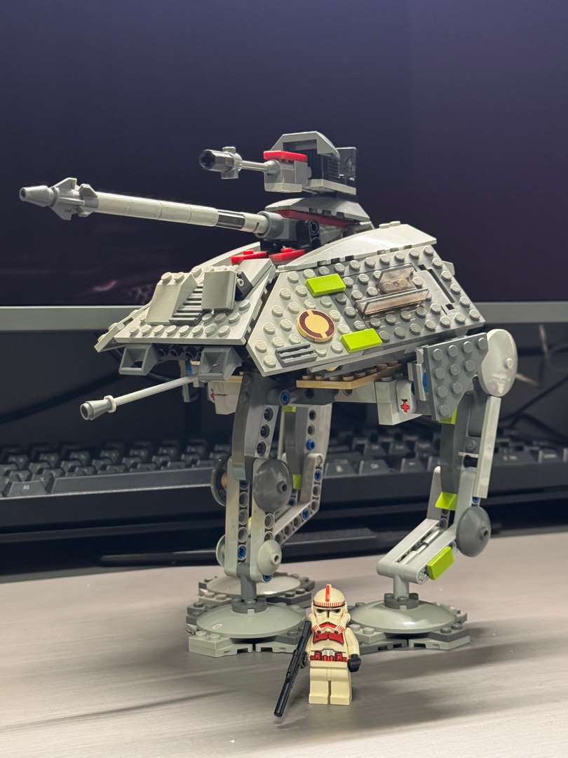 7671 LEGO STAR WARS AT-AP Walker (ATAP), 興趣及遊戲, 玩具 & 遊戲類 - Carousell
