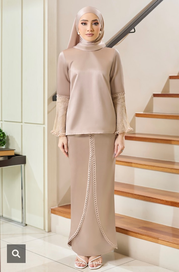 Baju kurung nude, Women's Fashion, Muslimah Fashion, Baju Kurung & sets on Carousell