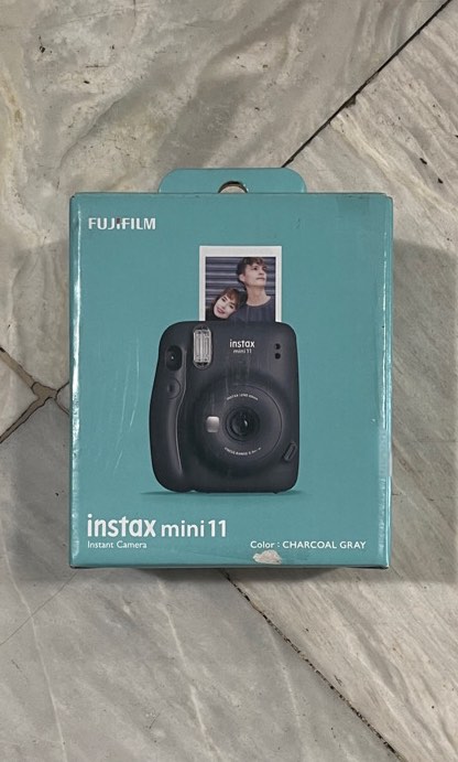 fujifilm instax mini 11 polaroid instant camera, Photography, Cameras ...