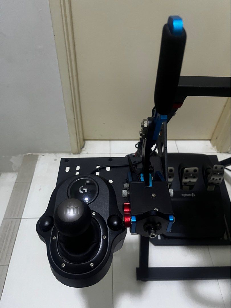 G29 + Pedal Shift + Hand Brake + Gear Shifter + Sim Rig + 14” Momo ...