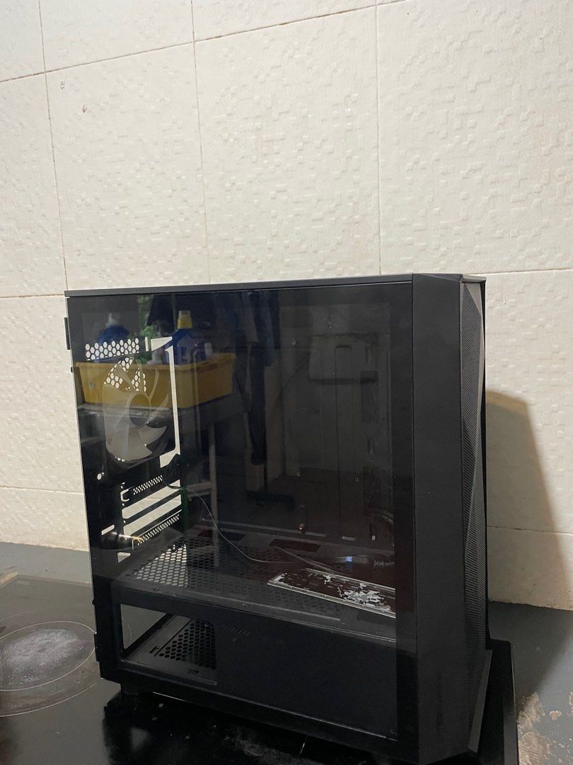 Gaming PC 4 fan cabinet, Computers & Tech, Desktops on Carousell