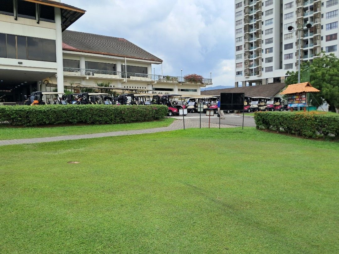 Golf club Rahman Putra, Sports Equipment, Sports & Games, Golf on Carousell