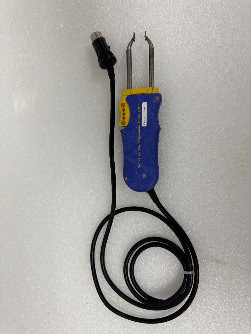 Hakko FM-2022 SMD Parallel Remover, Computers & Tech, Office & Business Technology on Carousell