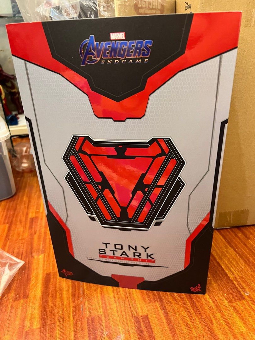 Hot toys Tony stark team suit, Hobbies & Toys, Toys & Games on Carousell