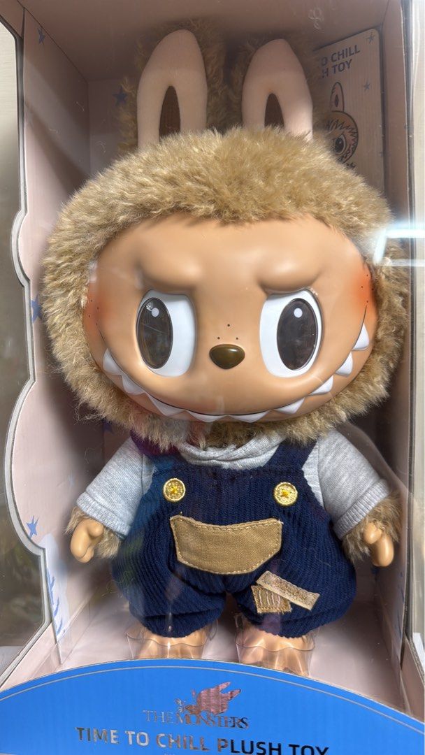 Labubu Time to Chill, 興趣及遊戲, 玩具 & 遊戲類 - Carousell