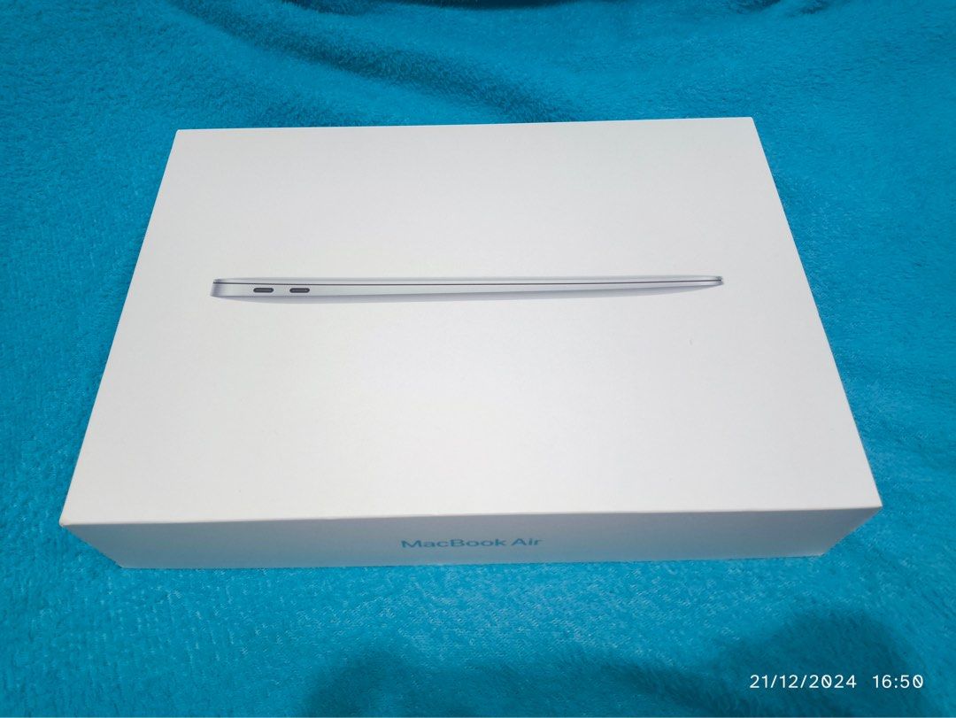 Macbook Air M1 2020 8GB 256GB (cycle count: 13), Computers & Tech, Laptops & Notebooks on Carousell