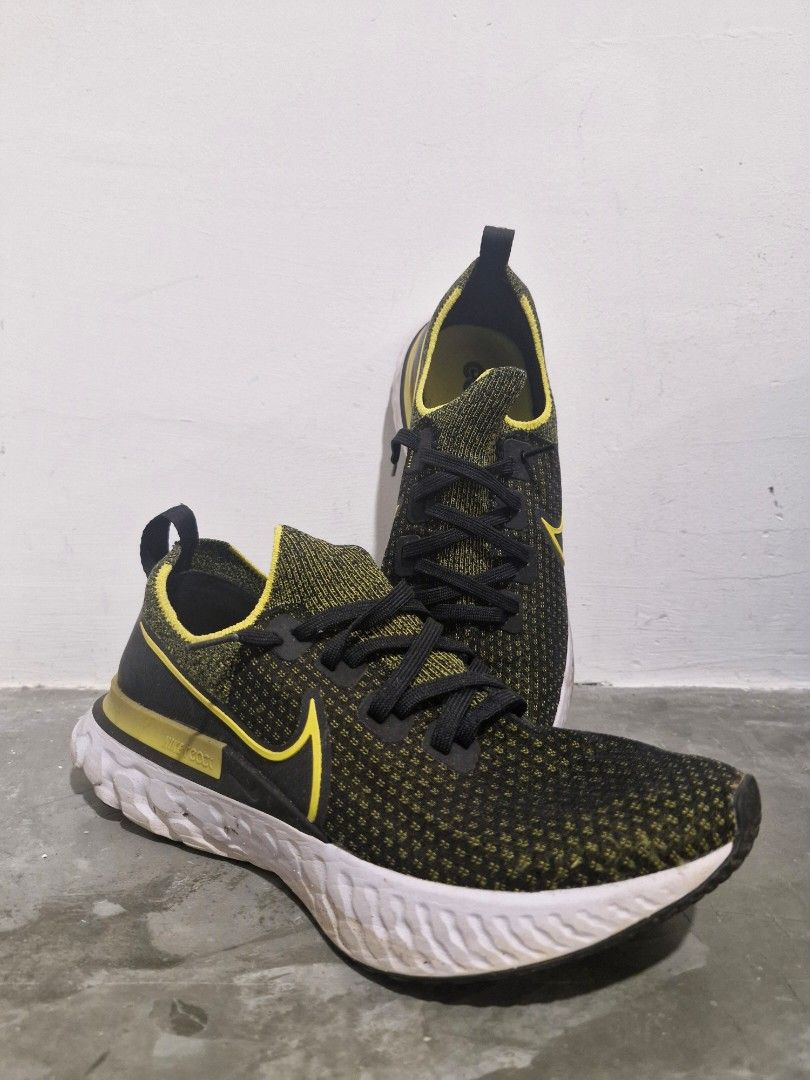 Nike React Infinity Fly Knit Running Shoes 8.5UK, Men's Fashion, Footwear, Casual shoes on Carousell