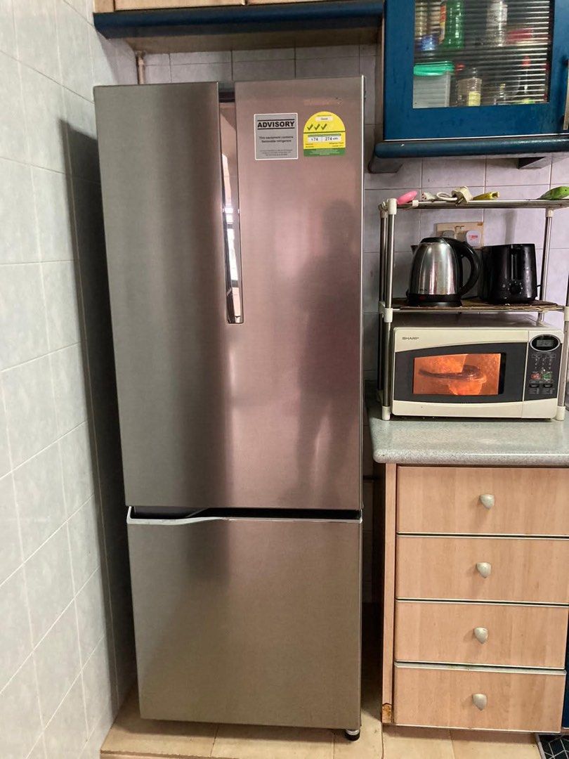 Panasonic Fridge: Prime Fresh 2-Door Bottom Freezer Refrigerator NR ...