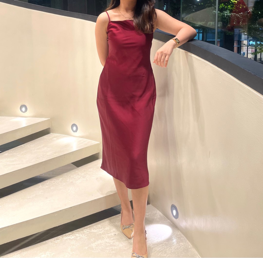 Red silk satin dress, Women's Fashion, Dresses & Sets, Evening dresses & gowns on Carousell