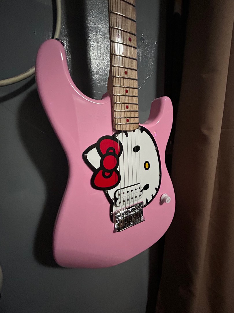 Squier Hello Kitty 50th Anniv Limited Edition, Hobbies & Toys, Music ...