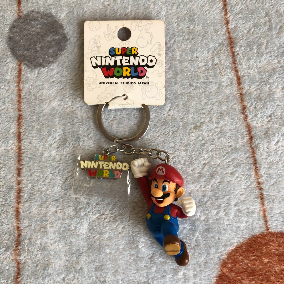 Super Nintendo World Mario Keychain, Hobbies & Toys, Memorabilia ...