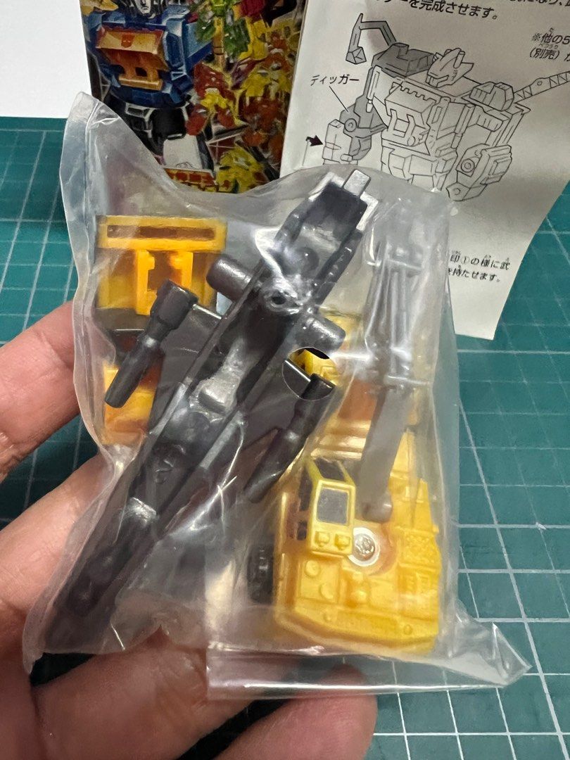 Takara 2003 Transformers Micromaster 6 Combined Knight Six Builder 2 ...