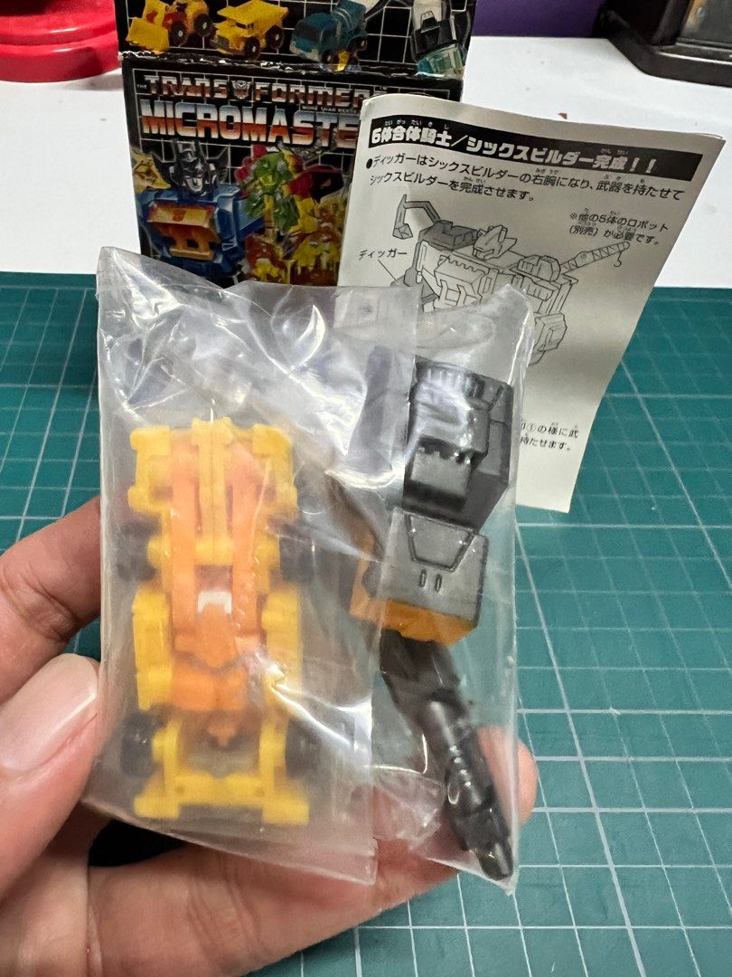 Takara 2003 Transformers Micromaster 6 Combined Knight Six Builder 2 ...