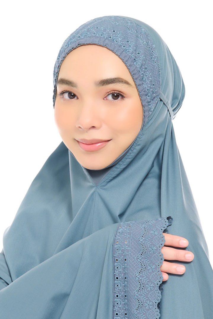 Telekung Siti Khadijah Signature Amiely, Women's Fashion, Muslimah Fashion, Prayer Sets on Carousell