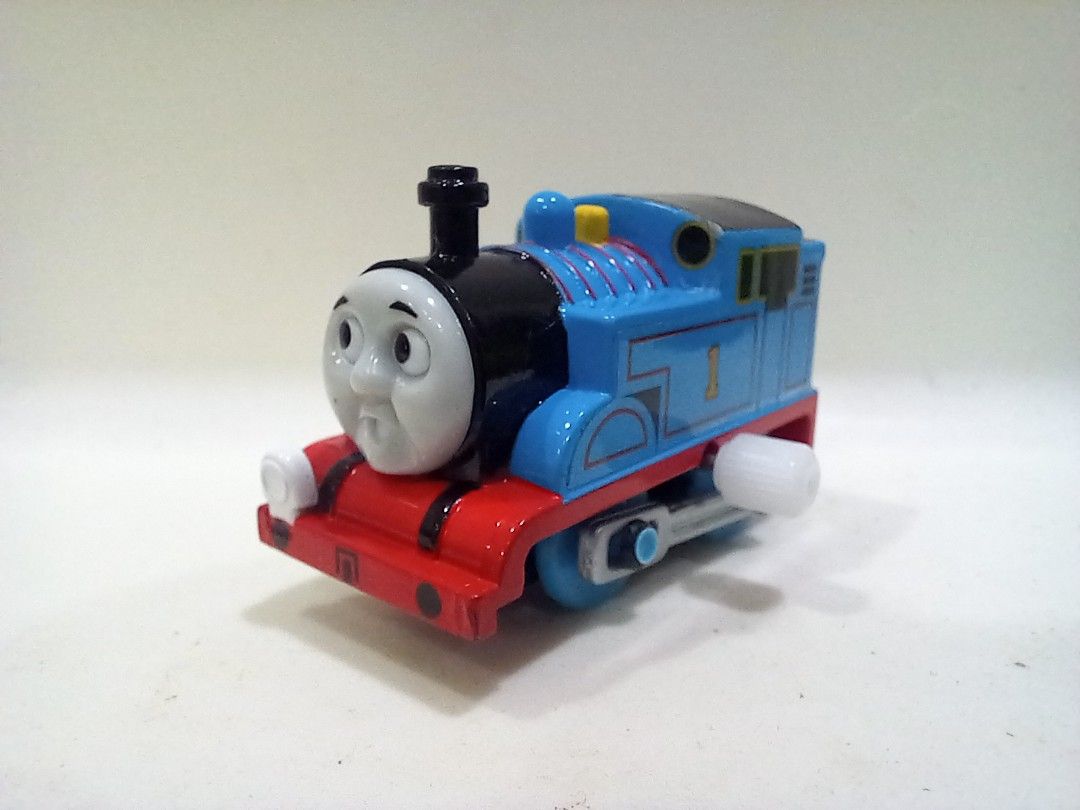 Thomas & Friends Plarail Capsule Wind-Up Surprised Thomas Train, Hobbies & Toys, Toys & Games on ...