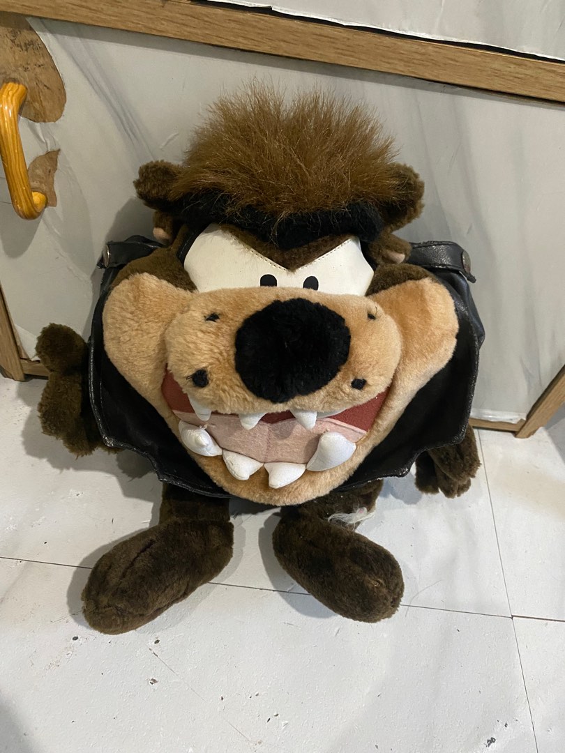 90s taz manian 1997, Hobbies & Toys, Toys & Games on Carousell